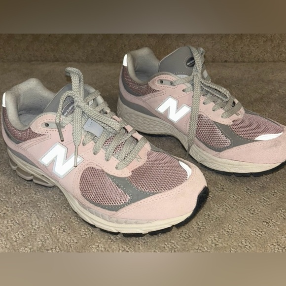 New Balance | Shoes | New Balance 202 Womens Trainers Sneakers Sz 75 ...